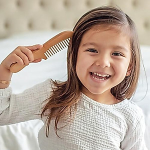 green sprouts Baby Brush & Comb Set | Gently grooms baby's hair | Made of natural wood and bristles