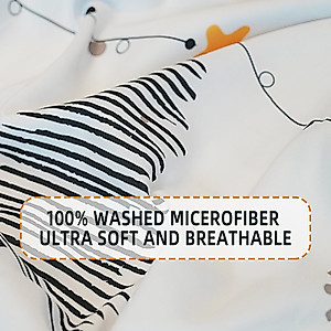 JANSHU 3 Piece Christmas Duvet Cover Queen Size Set, Black Christmas Tree Duvet Cover Set, Christmas Duvet Cover Set with Zipper Closure and Corner Ties, 1 Duvet Cover Queen Size and 2 Pillow Shams.