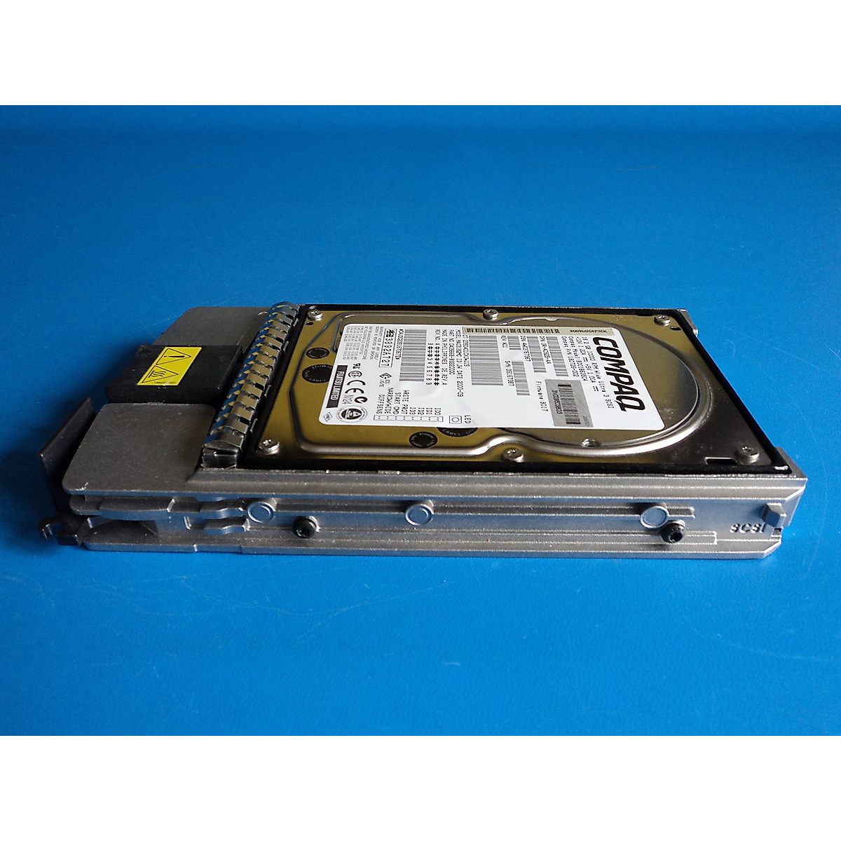 Compaq 18.2GB 10K U3 SCSI HDD, BD018635C4, 180726-002, MAJ3182MC, CA05668-B33600DL, 152190-001 W/Tray