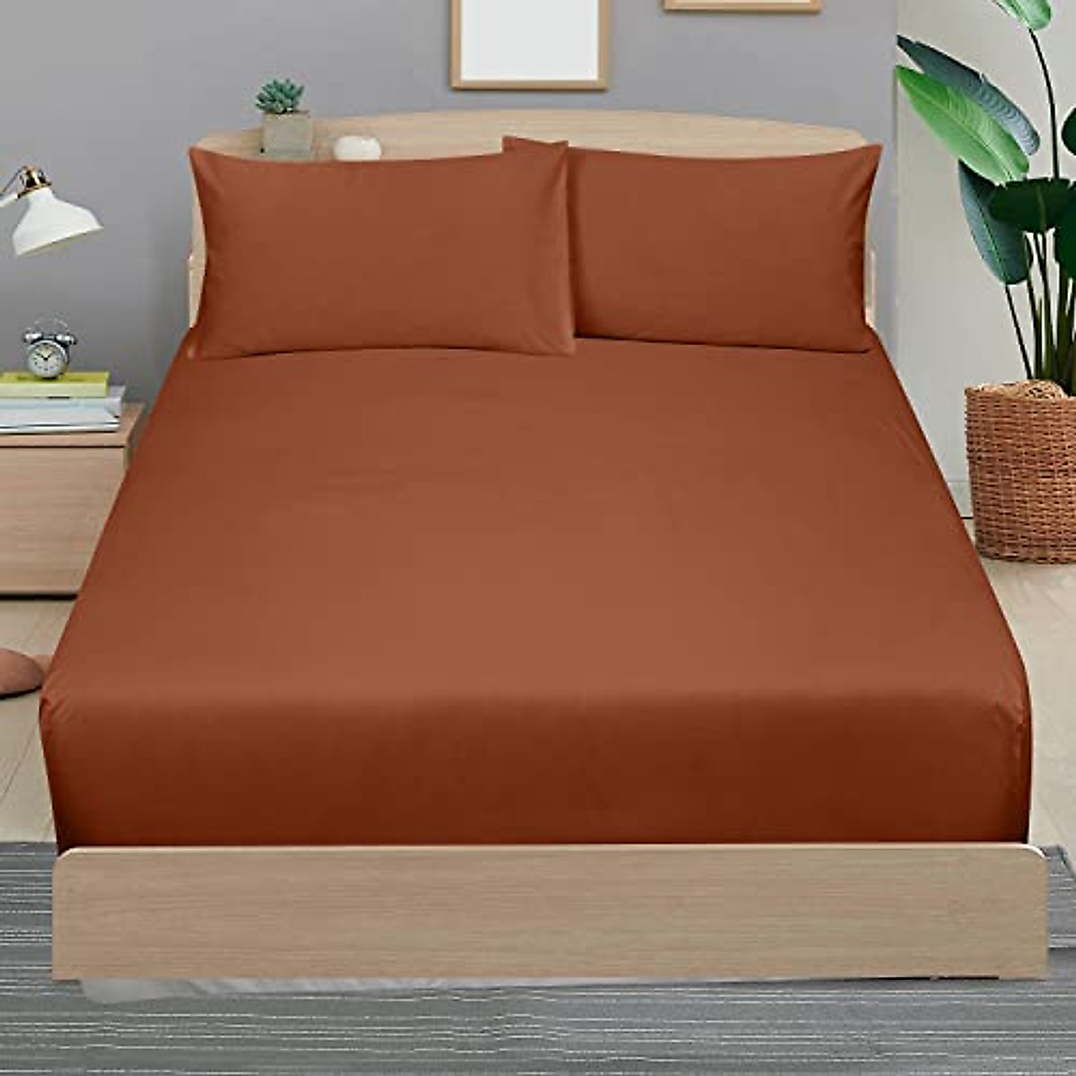 ROYALE LINENS 400 Thread Count 100% Egyptian Long Staple Cotton 4 Piece Sateen Sheet Set - 1 Fitted Sheet, 1 Flat Sheet, 2 Pillowcase - Bed Sheet Set, Wrinkle & Fade Resistant Sheet Set (Rust, Queen)