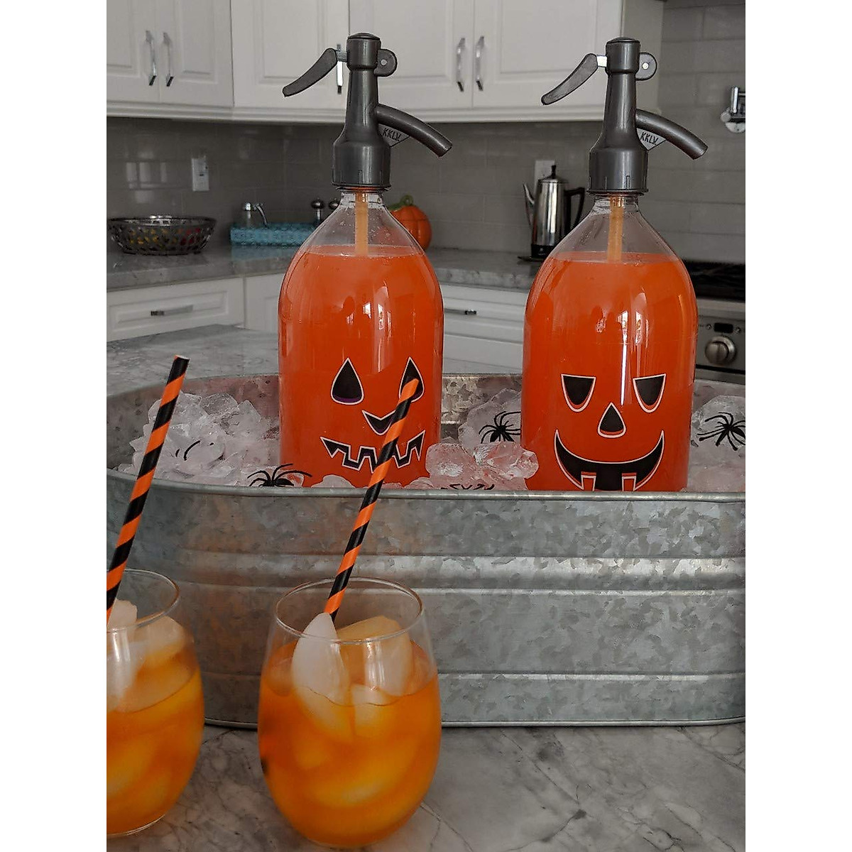 Sodafall Fizz Saver Soda bottle dispenser for seltzer/club soda and soda pop (grey)