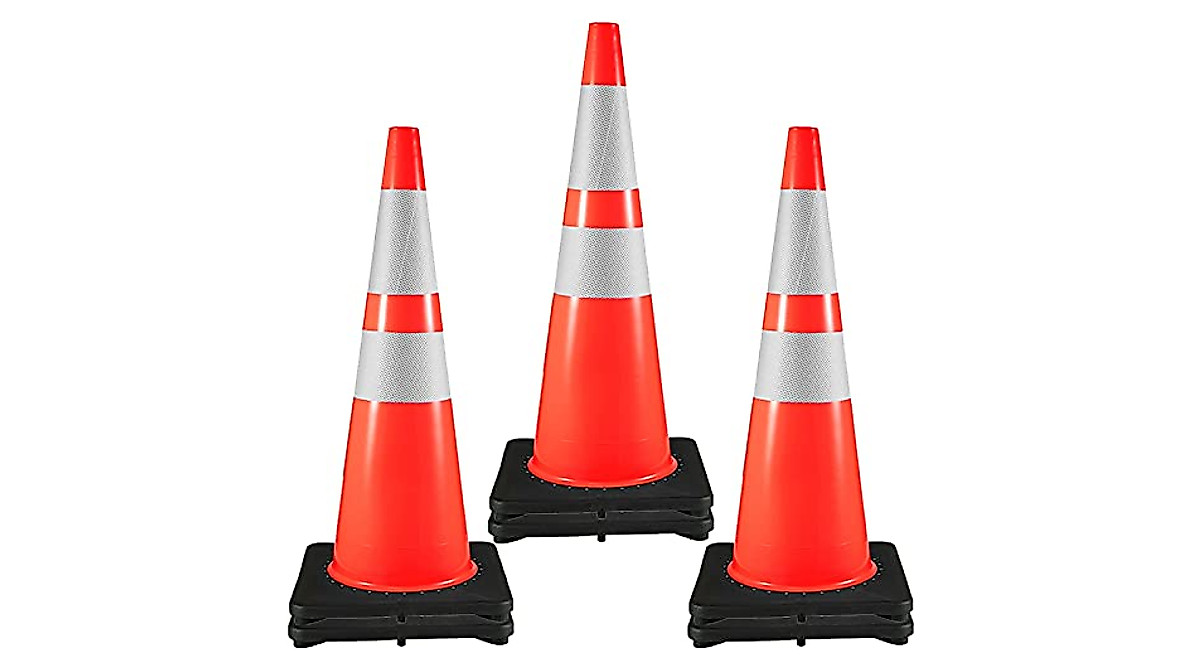 VEVOR 36-Inch Traffic Cones with Reflective Collars, 6 Pack | Safe Road ...
