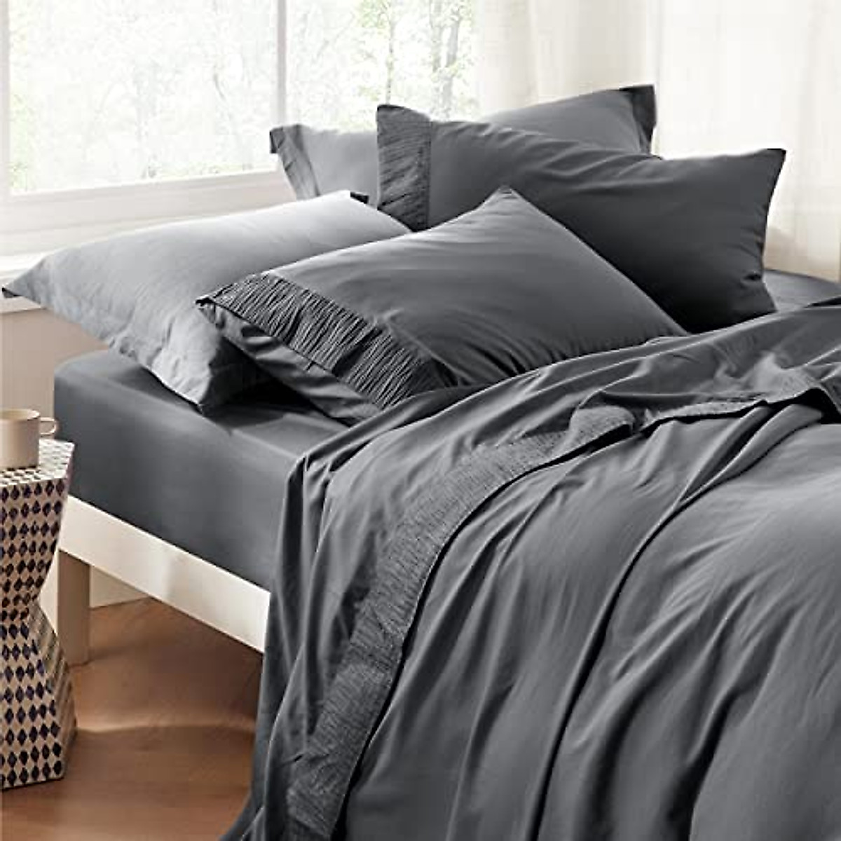 BEDSURE Queen Sheet Set - Soft 1800 Sheets for Queen Size Bed, 4 Pieces Hotel Luxury Grey Queen Sheets, Easy Care Polyester Microfiber Cooling Bed Sheet Set