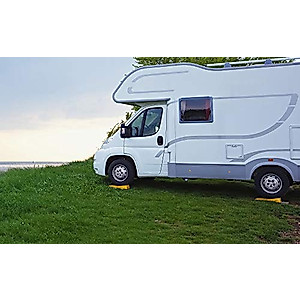 OxGord RV Leveling Ramps - Camper or Trailer Leveler/Wheel Chocks for Stabilizing Uneven Ground and Parking - Set of 2 Blocks, Yellow