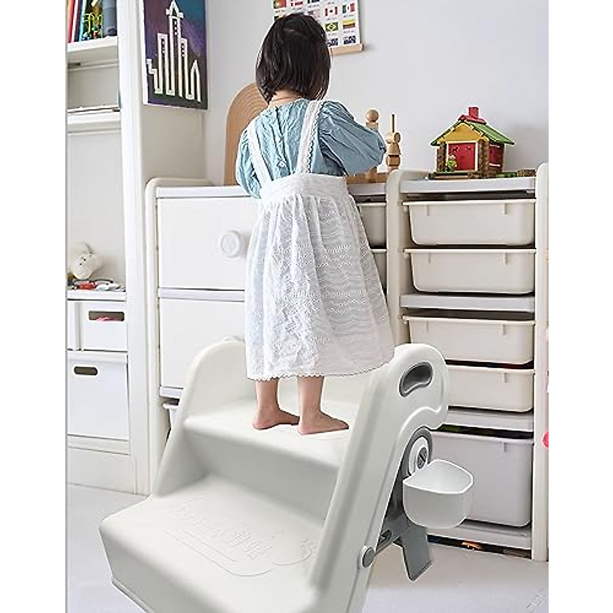 VEMJO Folding Step Stools for Kids Boys and Girls Adjustable Toddler Step Stool for Bathroom Sink 2 Step Ladder Toilet Foldable Step Stool with Handles and Non-Slip Pads (White Colour)