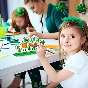 5 Pcs St. Patrick's Day Table Decorations St. Patrick Lucky Table Sign Shamrocks Green Truck Leprechaun Table Ornaments Wooden St. Patrick Table Centerpiece for St Patrick's Day Home Party Decor