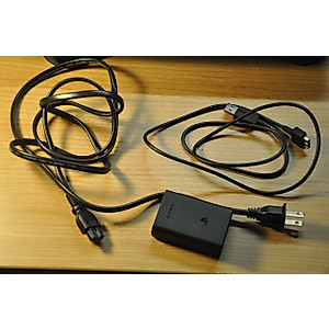 Assassin's Creed III Liberation PlayStation Vita Wi-Fi Bundle