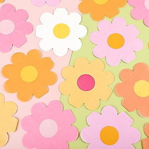 120 Daisy Paper Napkins Groovy Party Napkins Daisies Floral Disposable Dinner Napkins Boho Retro Flower Dessert Luncheon Napkins for Birthday Baby Shower Wedding Party Supplies