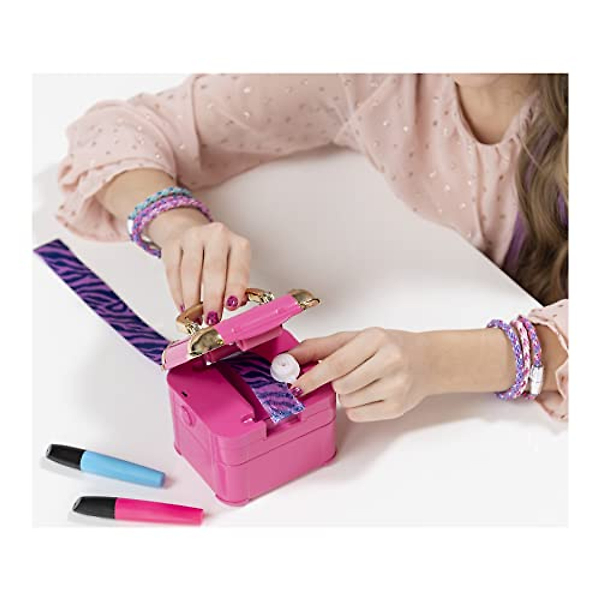 Cool Maker, Hollywood Hair Extension Maker for Girls with 6 Bonus Extensions (18 Total) and Accessories, Amazon Exclusive