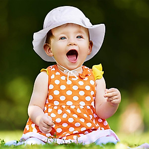 2 Pieces Baby Girl Sun Hat Infant UV Protection Summer Hats with Bows Wide Brim Bucket Hats Adjustable Sunscreen Beach Caps Bowknot Fisherman Caps (Baby of 6-12 Months, White and Pink)