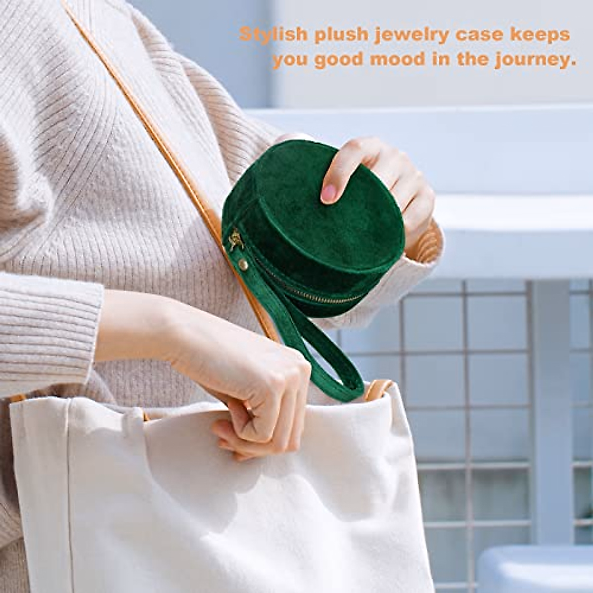 TOPLDILB Plush Velvet Travel Jewelry Box - Mini Jewelry Travel Case with Mirror Portable Small Jewelry Organizer Gift for Christmas Mother's Day Thanksgiving Anniversary Birthday - Emerald