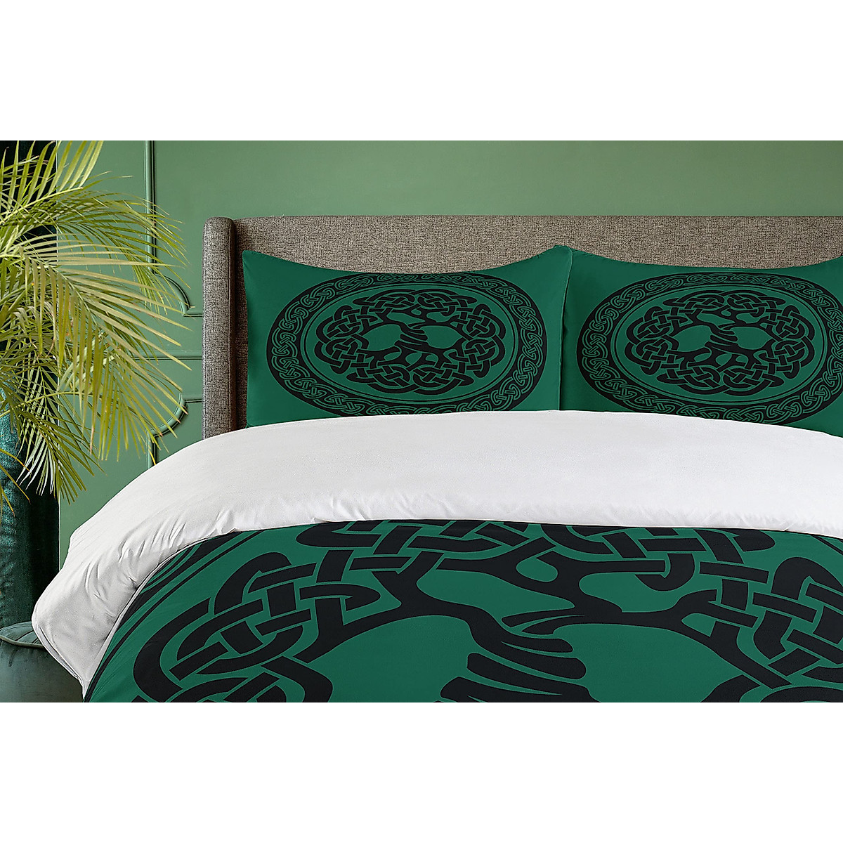 Ambesonne Celtic Duvet Cover Set, Monochrome Tree of Life Illustration Timeless European Motif, Decorative 3 Piece Bedding Set with 2 Pillow Shams, King Size, Forest Green Black