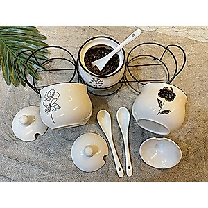 Ceramic Spice & sugar Jars, with Lids Spoons and Shelf,Porcelain Condiment Kitchen Jar Spice Container Set, 230 ML,3 Pcs