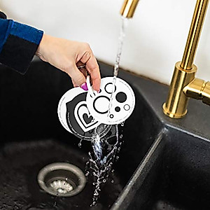 Gigglespots: Black and White Baby Flashcards (Nature On-a-Ring)