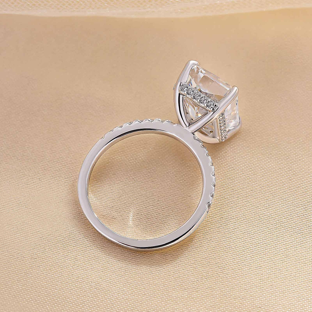 Effinny 7.0 Carat Radiant Cut Engagement Ring,Simulated Diamond White Sapphire Promise Ring for Women in 925 Sterling Silver(Size:4.5)