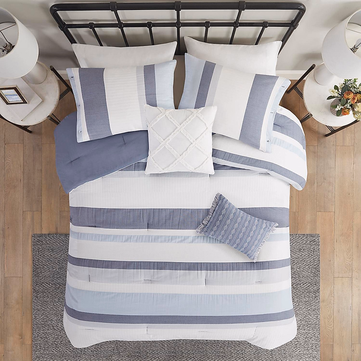 Madison Park Allegany Jacquard Comforter Set, Casual Farmhouse Striped Design, Modern Bedroom Décor, All Season Bedding with Matching Sham, Decorative Pillows, King/Cal King, Blue 5 Piece