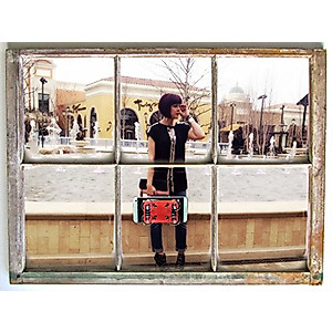 Cellfy Universal Smartphone Mount for Taking a Pictures and Video; Blue. This Universal Mount is operable with iPhone 4/5/6, Samsung Galaxy, HTC, or Any Model of Smartphone, Providing a Strong Hold!