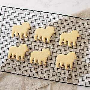 Set of 2 English Bulldog cookie cutters (Designs: English Bulldog Silhouette and English Bulldog Face), 2 pieces - Bakerlogy