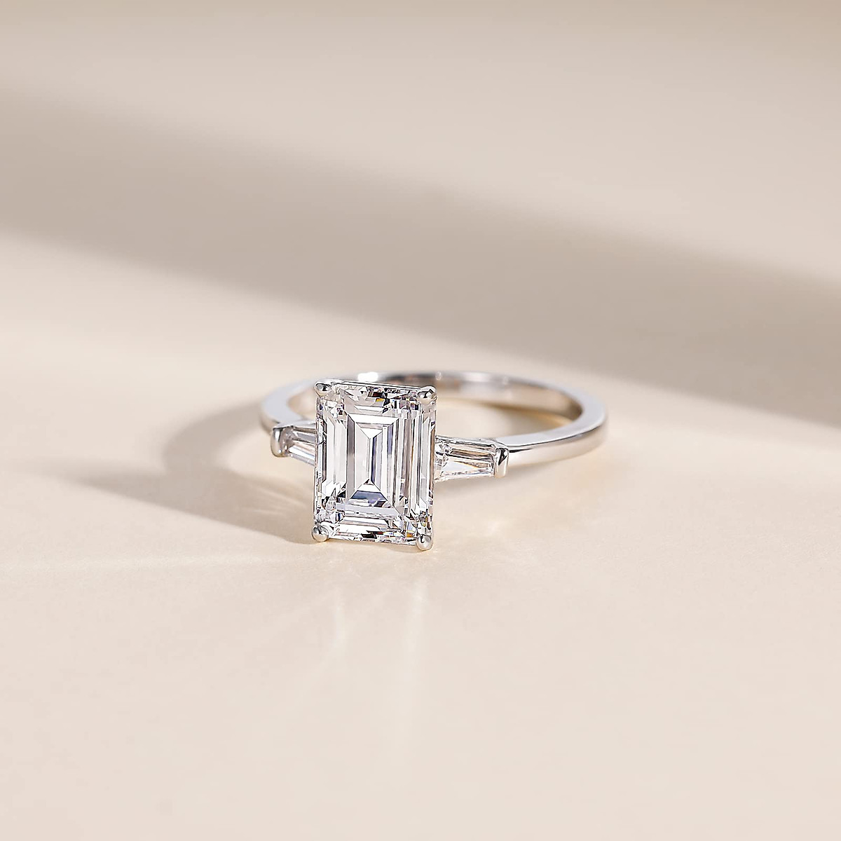 EAMTI 3CT 925 Sterling Silver Engagement Rings 3-Stone Emerald Cut Cubic Zirconia CZ Wedding Promise Rings for Her Wedding Bands for Women Size 6