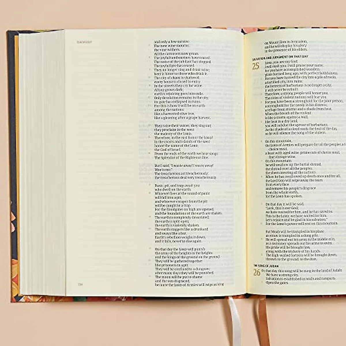 CSB Notetaking Bible, Hosanna Revival Edition, Dahlias Cloth Over Board, Black Letter, Single-Column, Journaling Space, Reading Plan, Easy-to-Read Bible Serif Type