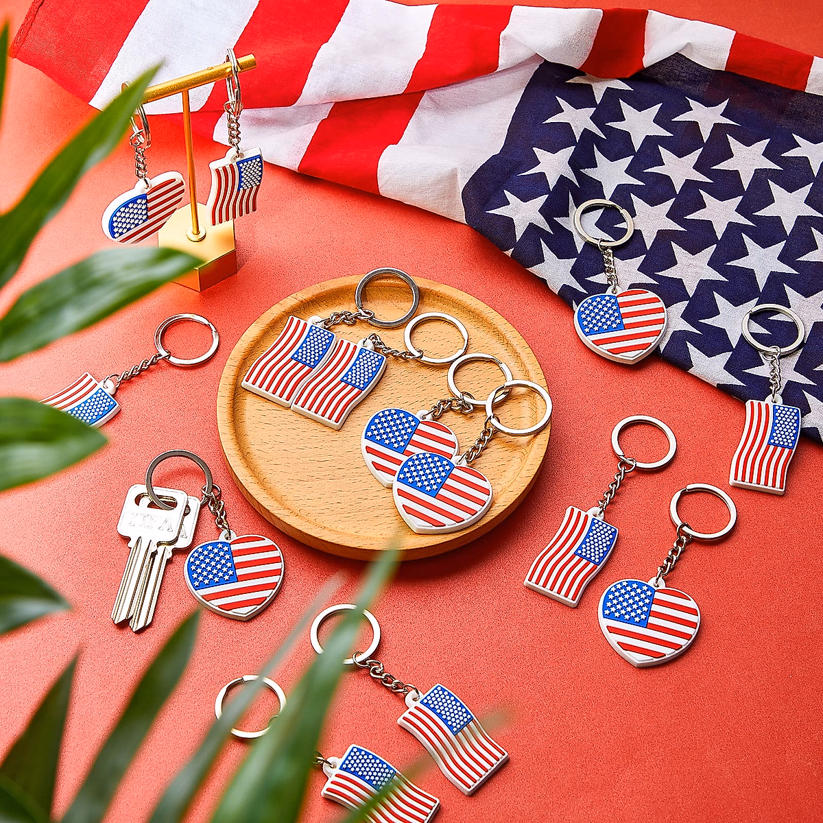 40 Pack American Flag Keychains 4th of July Party Favors for Adults USA Flag Heart Souvenir Keychain Accessories Patriotic Key Chain Flag American Flag Gifts for Veterans Day Independence, 2 Styles