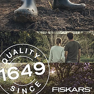 Fiskars StaySharp Max Reel Push Lawn Mower - 18" Cut Width - Manual Cordless Grass Trimmer - Black