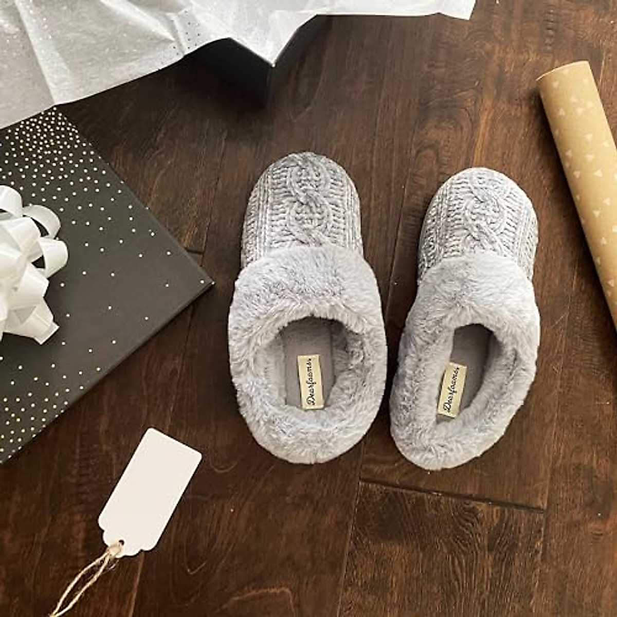 Dearfoams Women's Claire Marled Cable Knit Chenille Clog Slipper, Sleet, Medium Wide