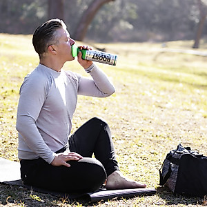 Boost Oxygen Canned 4 Portable 5 Liter Natural Oxygen Canister Bottle with 1 Natural Pocket Sized Pure Canned Oxygen Bottle Canister