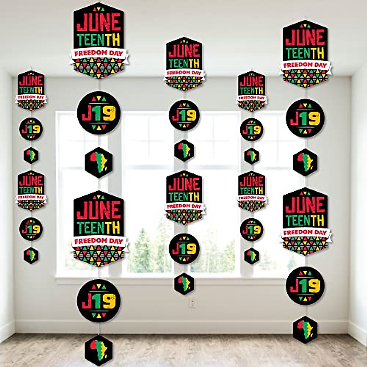 Big Dot of Happiness Happy Juneteenth - Freedom Day Party DIY Backdrop - Vertical Decorations - 30 Pieces