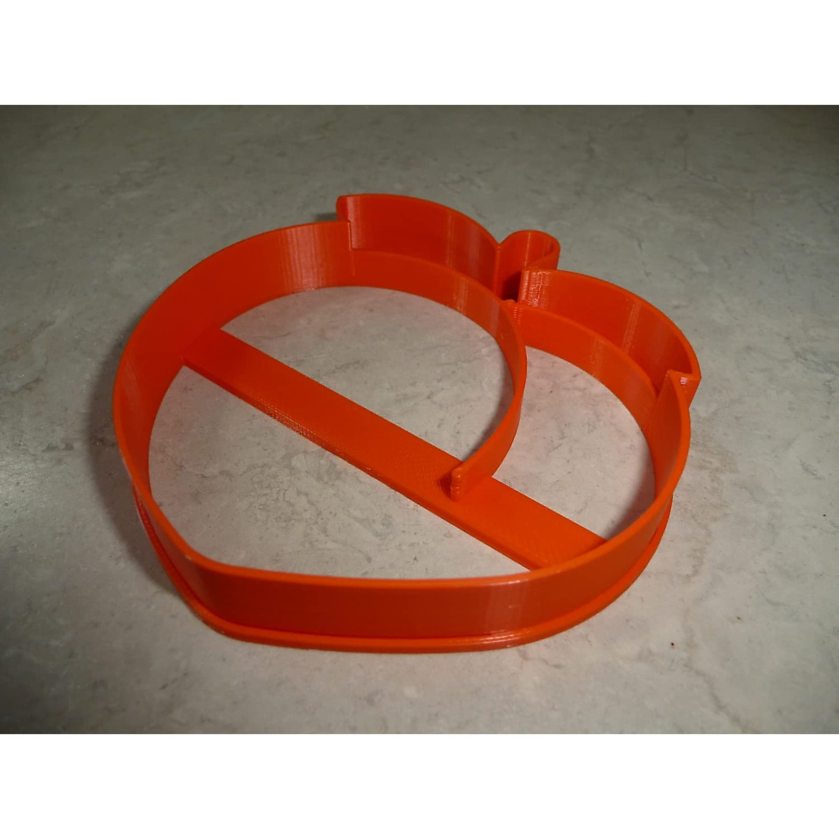 PEACH FRUIT JUICY FOOD DETAILED WITH STEM LEAVES COOKIE CUTTER MADE IN USA PR4855