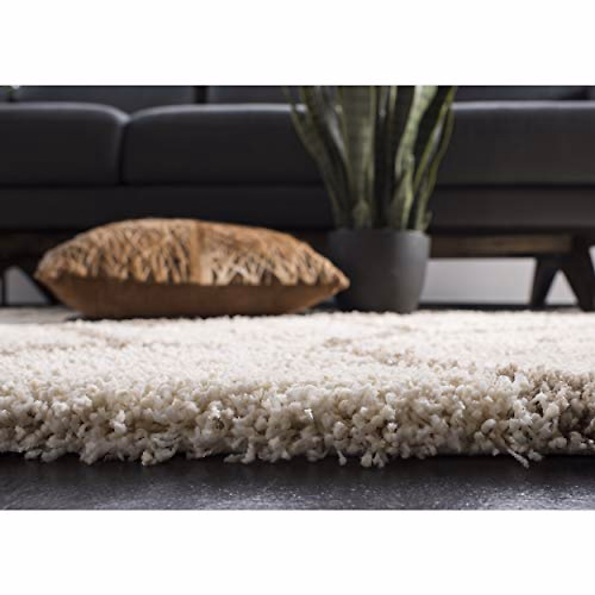 SAFAVIEH Hudson Shag Collection Area Rug - 10' x 14', Ivory & Beige, Moroccan Ogee Trellis Design, Non-Shedding & Easy Care, 2-inch Thick Ideal for High Traffic Areas in Living Room, Bedroom (SGH280D)