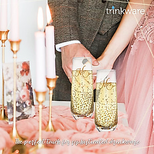 Trinkware Stemless Wedding Champagne Flute - Mr And Mrs Champagne Flutes With Gold Dots - Wedding Gift For Bride And Groom Champagne Glass - Bride Gift - Mr And Mrs Gift Set of 2
