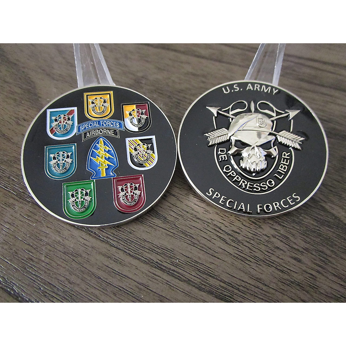 Oneworldtreasures United States Army Special Forces Group Airborne SFG A Green Berets Skull Challenge Coin