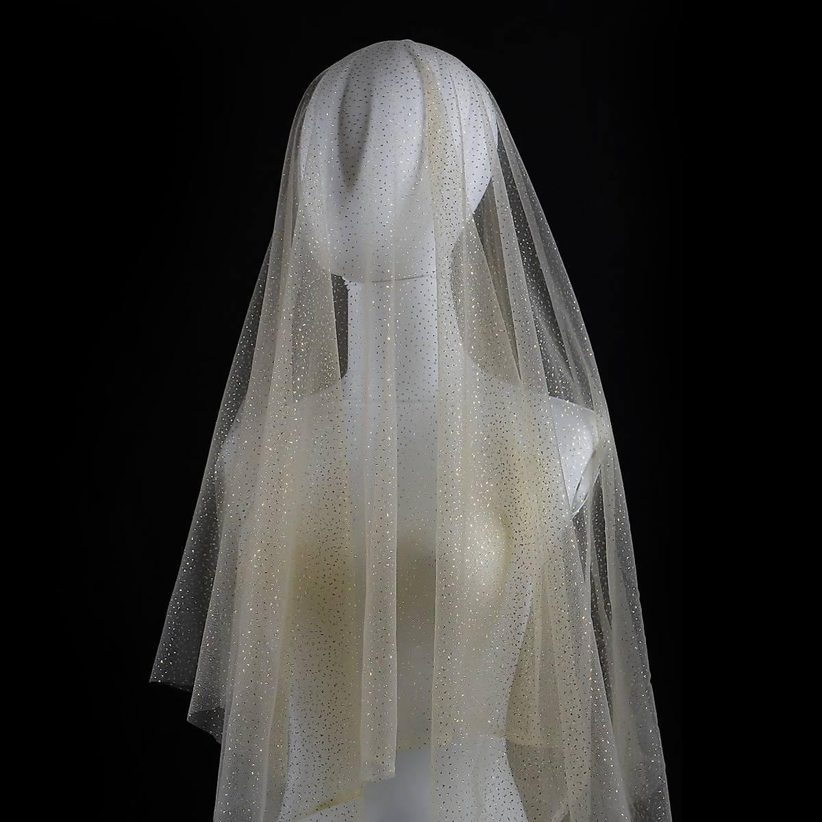 SHAYUAN 60" x 8 Yards Glitter Tulle Fabric Rolls for Bridal Veil Tutu Skirts Tulle Bolt Ribbons DIY Sewing Crafts Wedding Arch Bridal Showers Decoration Photography - Champagne