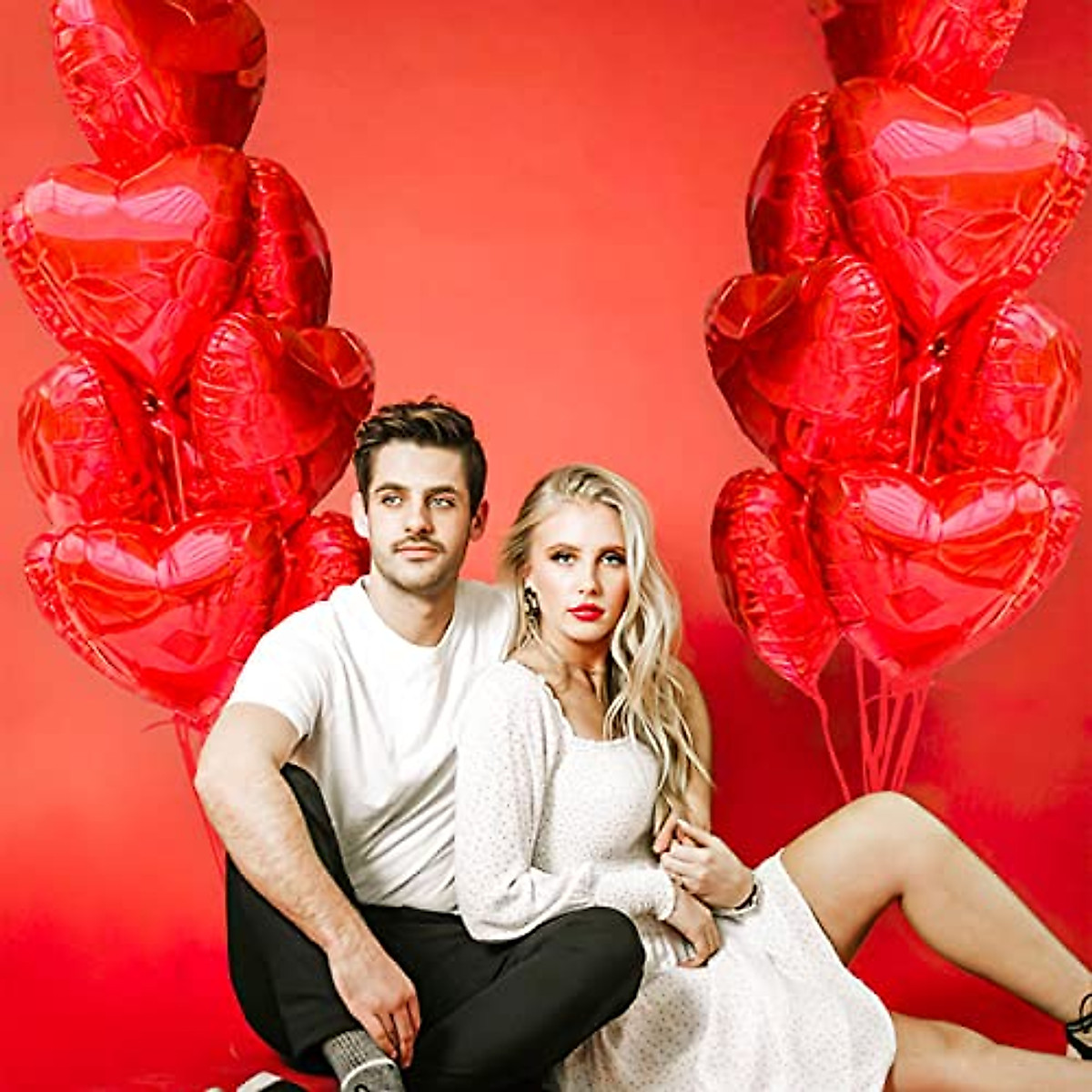Valentines Balloons, 40 Inch Red Love 18 Inch Red Heart Foil Balloons with 1000pcs Silk Rose Petals for Valentine's Day Anniversary Wedding Engagement Party Supplies