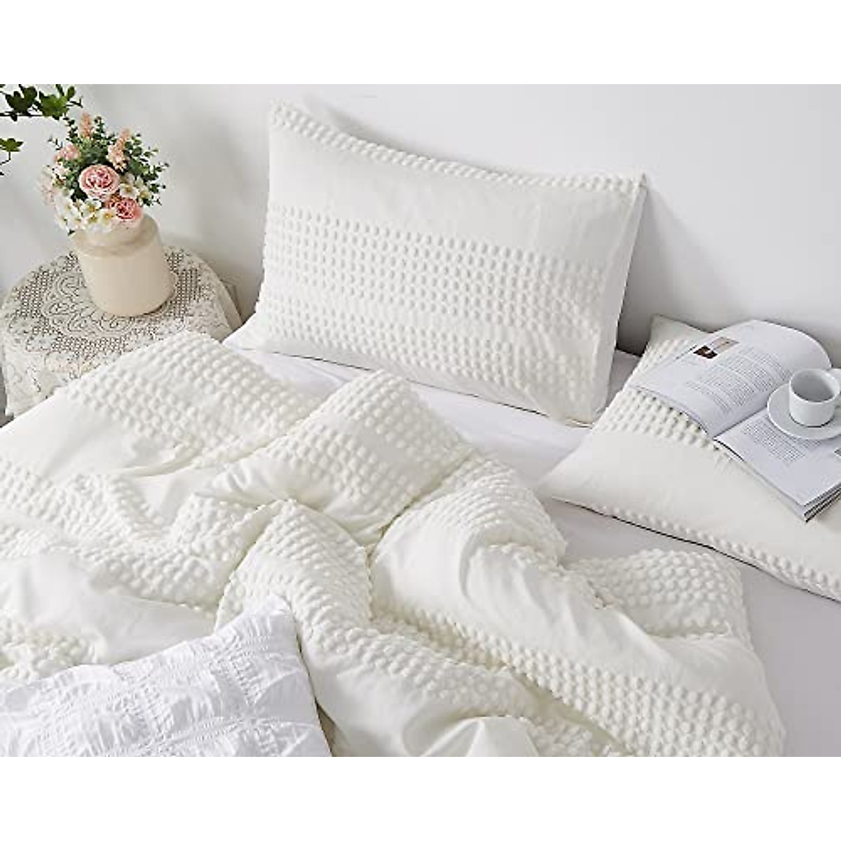 Cupocupa White Tufted Comforters Sets Bedding for Queen Bed 3PCS Boho Soft Fluffy Lightweight Comforter with 2 Pillow Cases for All Season