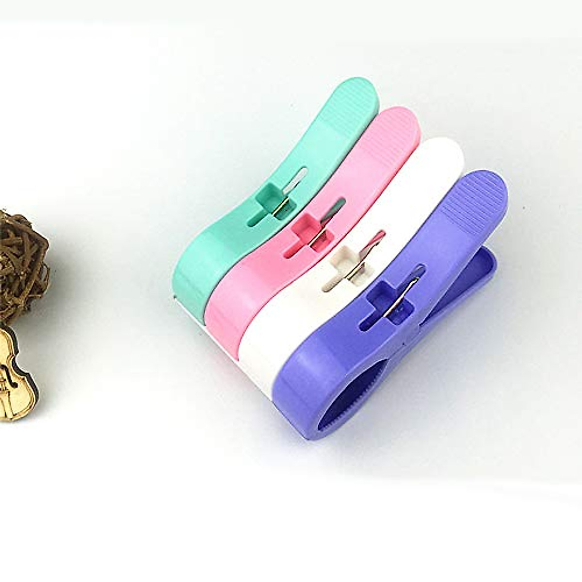 IELEK Beach Towel Clips Jumbo Size for Beach Chairs/Pool Lounges/Cruise Plastic Towel Clamp Clip Holder-Keep Your Towel,Clothes,Quilt,Blanket from Blowing Away,Bright Colors Clothes Lines(8 Pack)