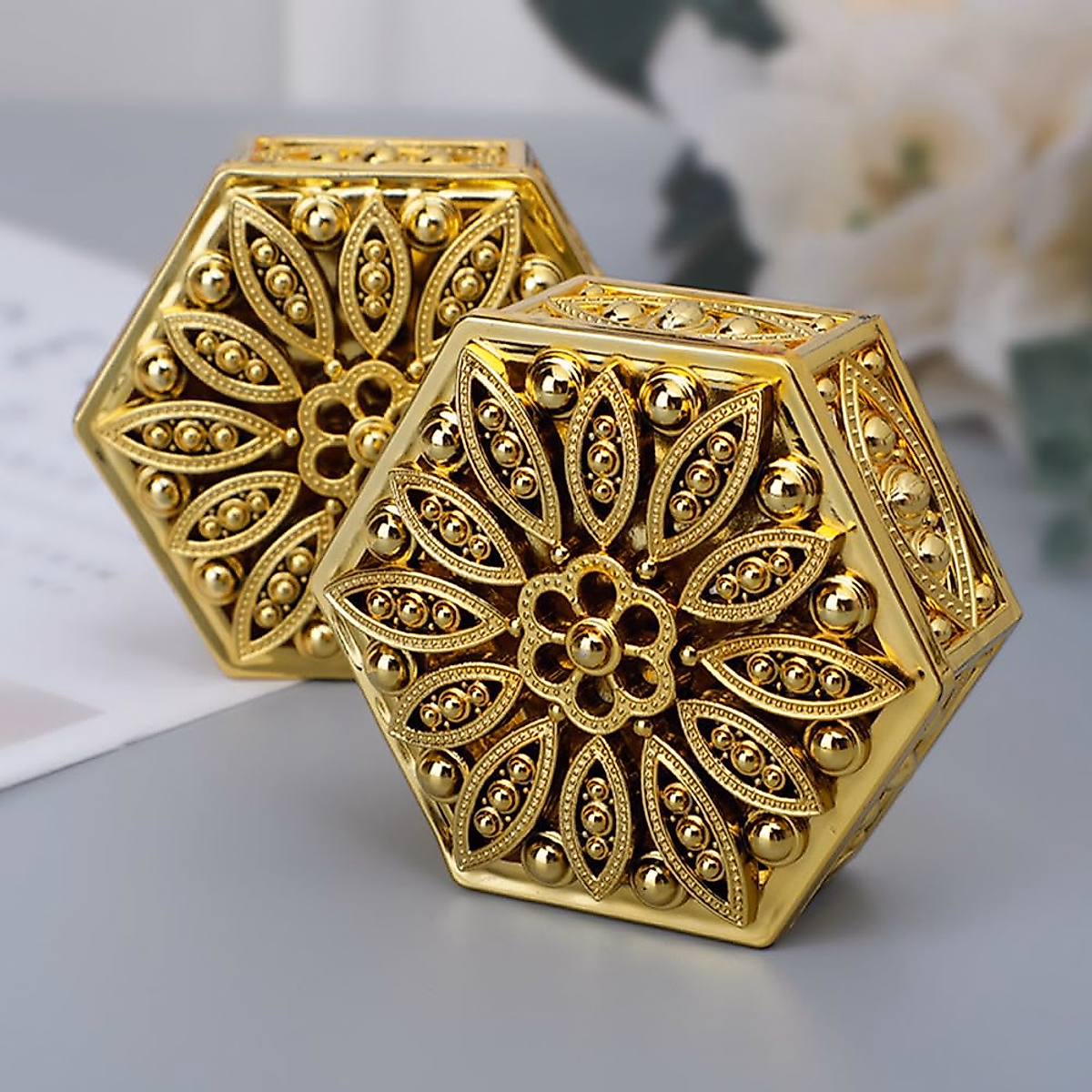 Box Table Decor 12Pcs Plastic Golden Candy Box Wedding Favor Boxes Small Chocolate Boxes for Wedding Bridal Shower Anniverary Chocolate Candy Wedding