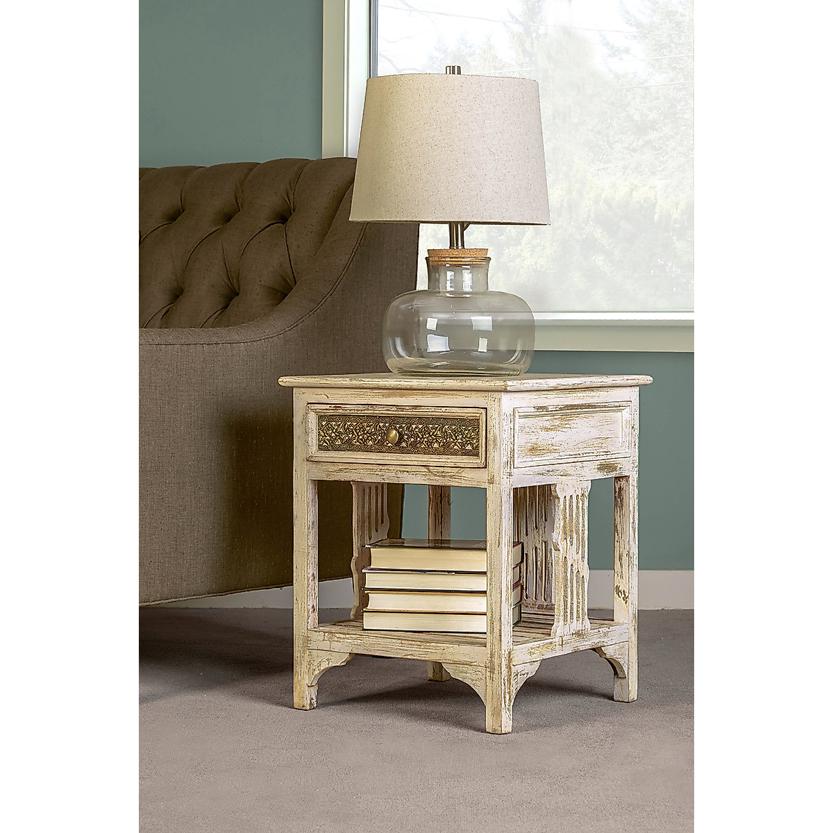 Hillsdale Furniture Hillsdale Balin Accent Table, 18", Distressed Whitewash Finish