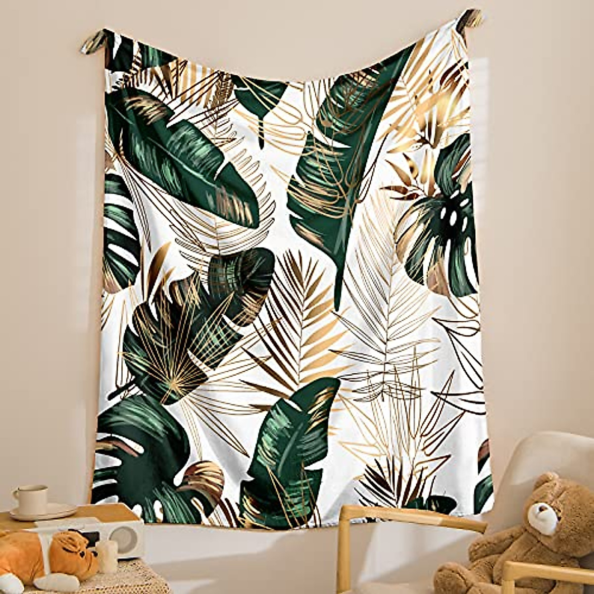 Bedbay Leaf Blanket Soft Flannel Throw Blanket for Couch Green Blanket Green and Gold Palm Leaf Printed Lightweight Plush Throw Fleece Blanket for Bed Sofa Chair (Leaf, Throw(50"x60"))