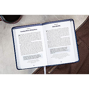 Behind the Badge: 365 Daily Devotions for Law Enforcement (Imitation Leather) – Motivational Devotions for Police Officers or Those Working in Law Enforcement, Perfect Gift for Family and Friends