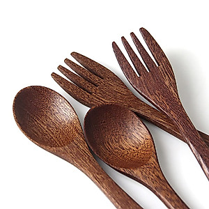 YFWOOD 4-Pieces Natural Wooden Kids Utensils Set, Child Forks and Spoons, Toddler Safe Flatware Hand polishing Anti-slip Portable and ultra light