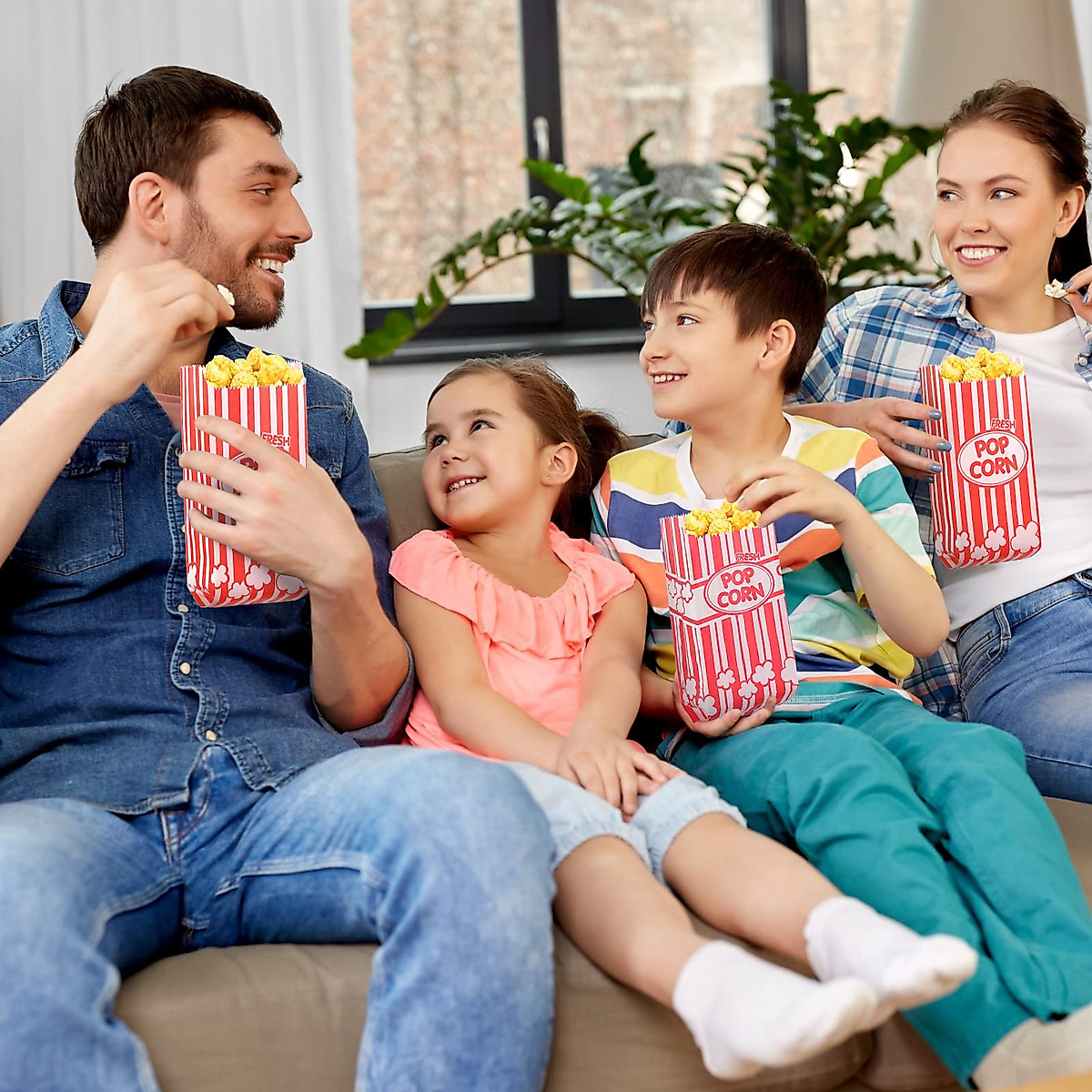 602 Pcs Popcorn Maker Supplies Set Include 600 Pcs 1oz Paper Popcorn Bags, Stainless Steel Popcorn Scoop and Dredge Bundle with Lid for Movie Night Theater Retro Carnival Birthday Party Supplies