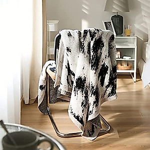 YIRUIO Cheetah Print Throw Blanket Cozy Warm Super Soft Fuzzy Knitted Cream Black for Chair Bed Sofa Couch Travel Gift (Snow Cheetah
