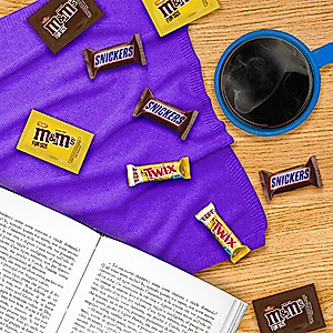 M&M'S, SNICKERS & TWIX Variety Pack Fun Size Milk Chocolate Candy Bars Assortment, 30.98-Ounce 55 Piece Bag