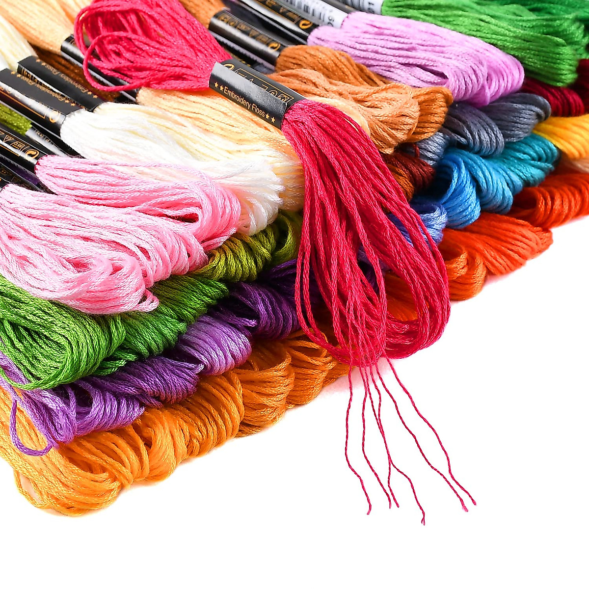 VICOVI Friendship Bracelet String Kits, 100 Colors Embroidery Floss and 15 Skeins White & 15 Skeins Black Color, 10 Pcs Plastic Floss Bobbins for Cross Stitch Threads Bracelet Yarn Craft Floss