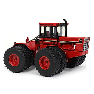 TOMY 1/32 Prestige International Harvester 4786 w/Duals, 2021 National Farm Toy Museum 44253