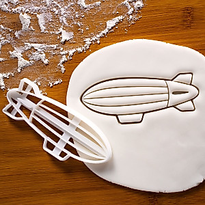 Set of 3 Baby Shower themed cookie cutters (Designs: Hot Air Balloon, Fluffy Cloud, and Blimp), 3 pieces - Bakerlogy