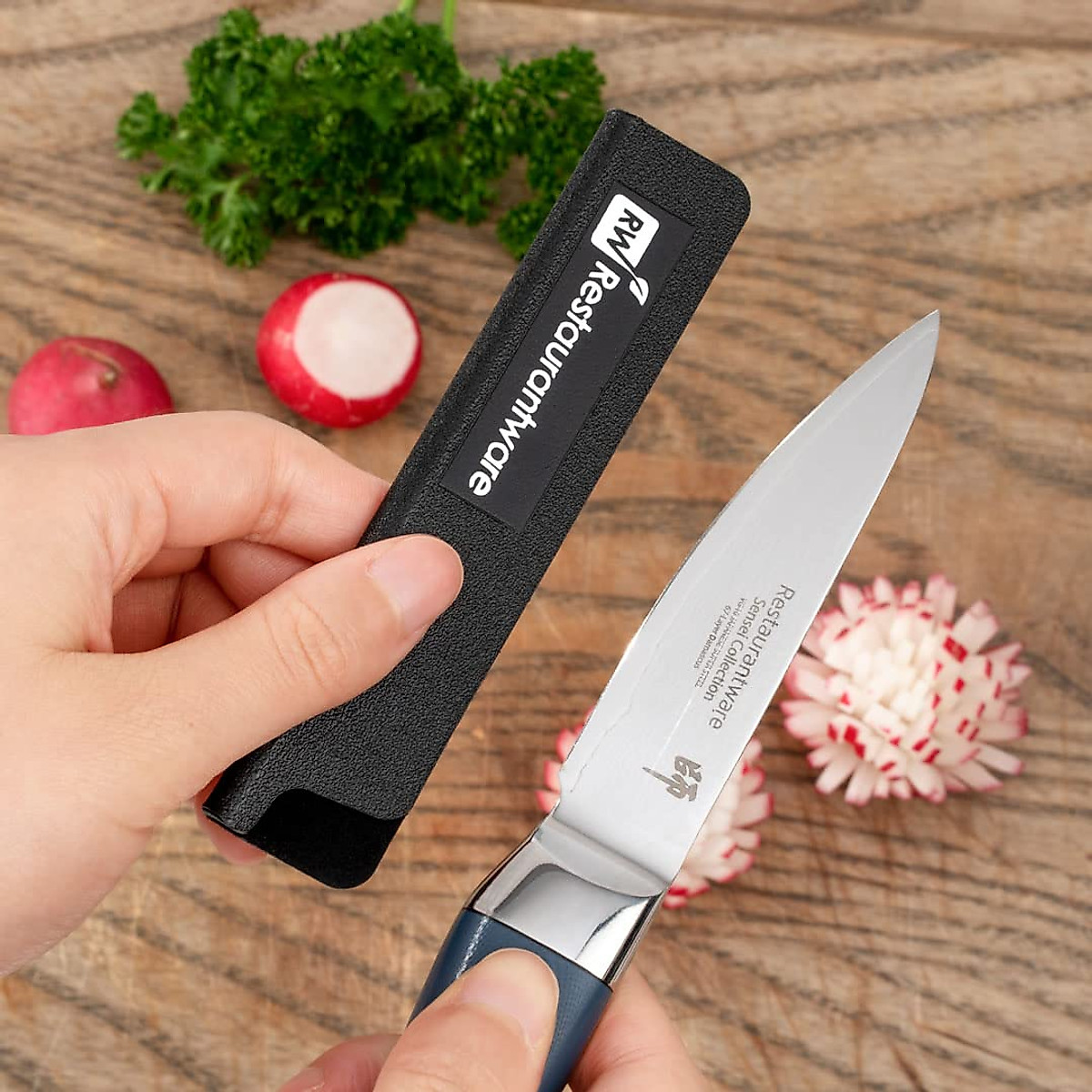 Restaurantware Sensei 4.7 x 1 Inch Knife Sleeve, 1 BPA-Free Knife Protector - Fits Paring Knife, Felt Lining, Black Plastic Knife Blade Guard, Durable, Cut-Proof