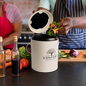 Perfnique Kitchen Compost Bin, 1.3 Gallon Countertop Compost Bin with Lid, Indoor Compost Bucket Includes Inner Bucket Liner and Carbon Filter, Small Compost Bin